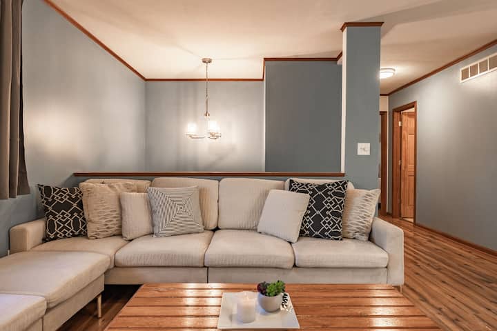 Adventure Hub With Hot Tub - New Buffalo, MI