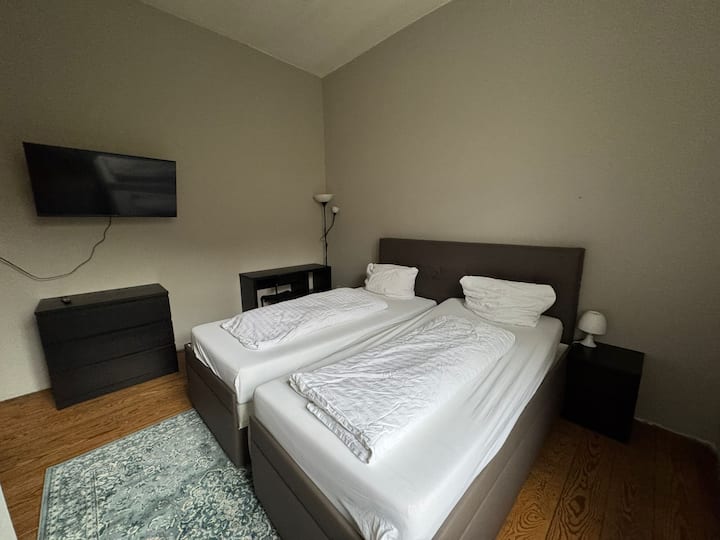 Zimmer In Der Stadtmitte - Kaiserslautern