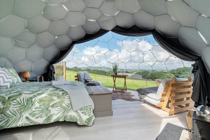 Deerstone Glamping Dome, Ingleborough, Hot Tub - Skipton