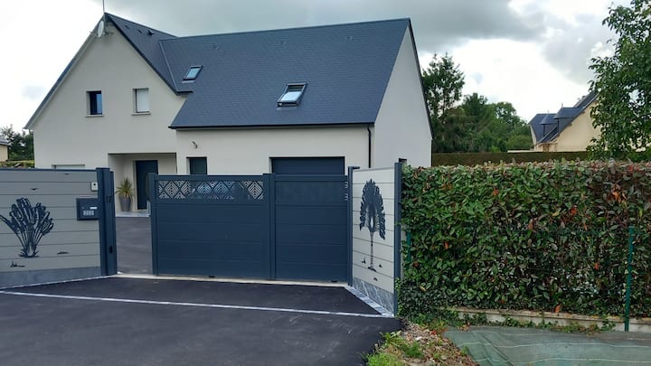 Arbre Du Voyageur 
2 Chambres Pour 4-5 Pers. - Ducey