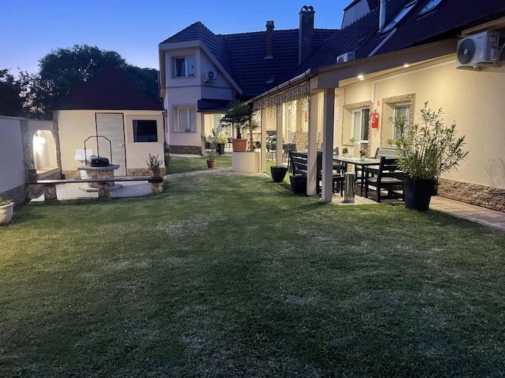 Zájer Apartman 4. (6 Személyes) - Hajdúszoboszló