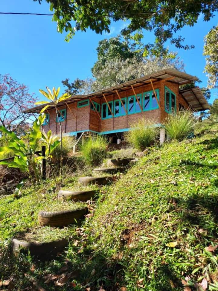 Eco Bamboo House - Turrialba