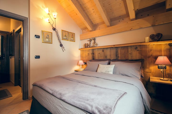 Cozy Apartment In Alpine Style - Livigno