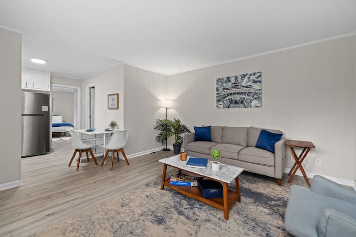 Apt W/washer + Dryer | Near Dt, Duke, Rtp - Durham