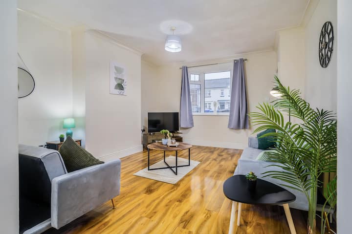 Leanne's 3bed House In Sheffield - イギリス シェフィールド