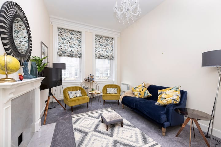 Central 2-br Apt With Lift In Edinburgh Old Town - Edinburgh Napier University