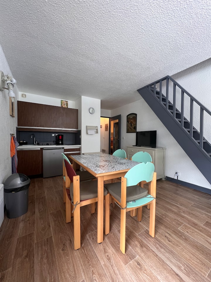 Le Cerf Aux Pieds Des Pistes Corrençon - Massif du Vercors