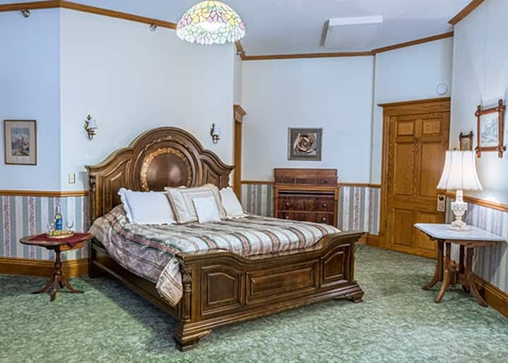 Room Viii - Bayfield, WI