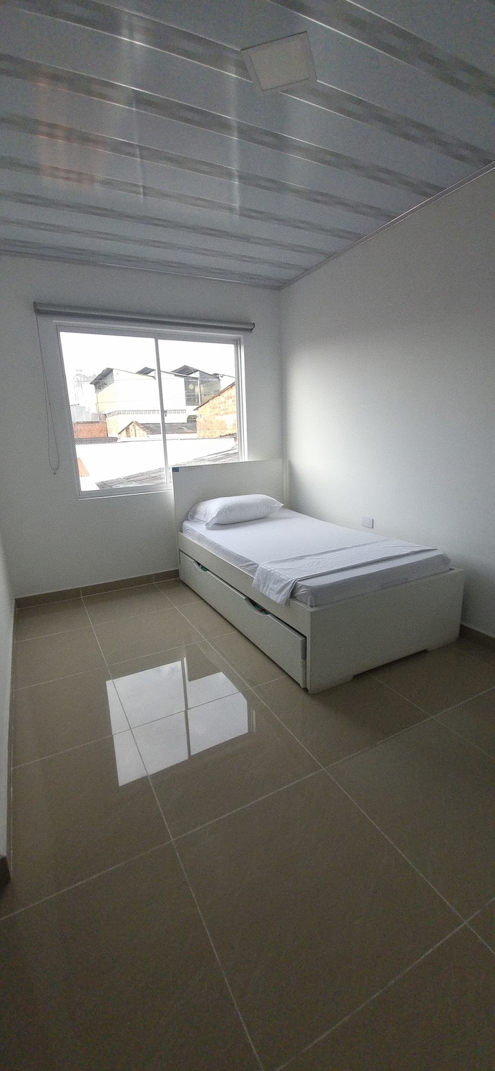 Cómodo Apartamento Muy Central - Girón