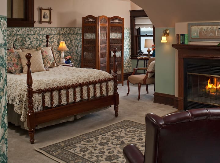 South Room - Bayfield, WI