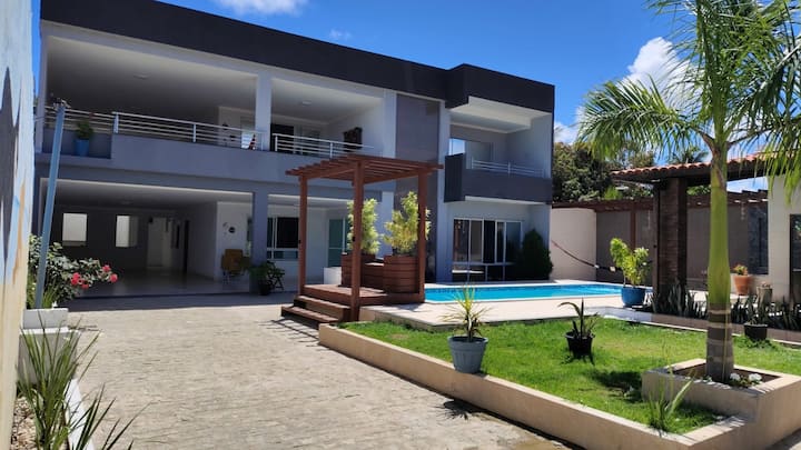 Casa Com Piscina E Salão De Jogos Em Aracaju - Aracaju