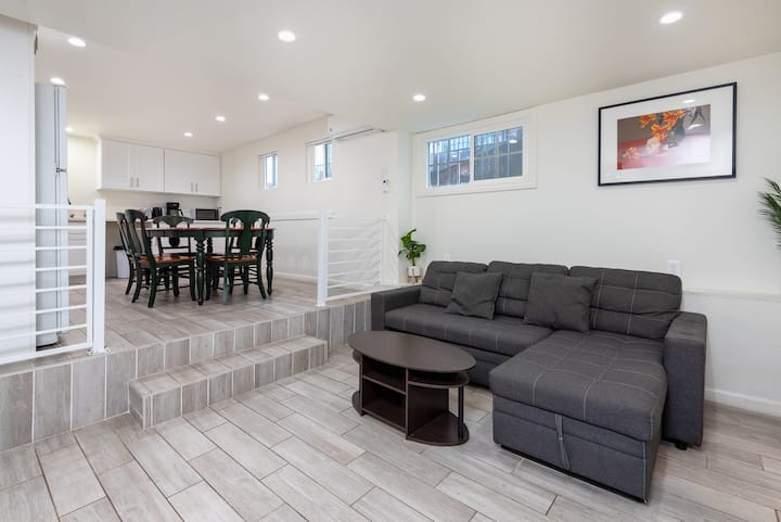 Hollywood Glamour: 2br Home - Los Angeles, CA
