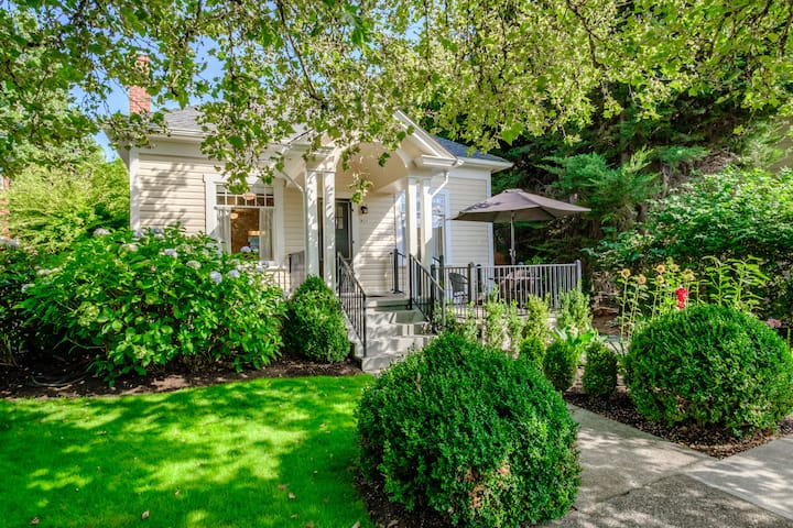 Campus Cottage On Sw 7th Street - Corvallis, OR