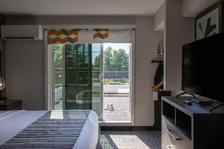 Country Inn & Suites By Radisson - Davidson, NC