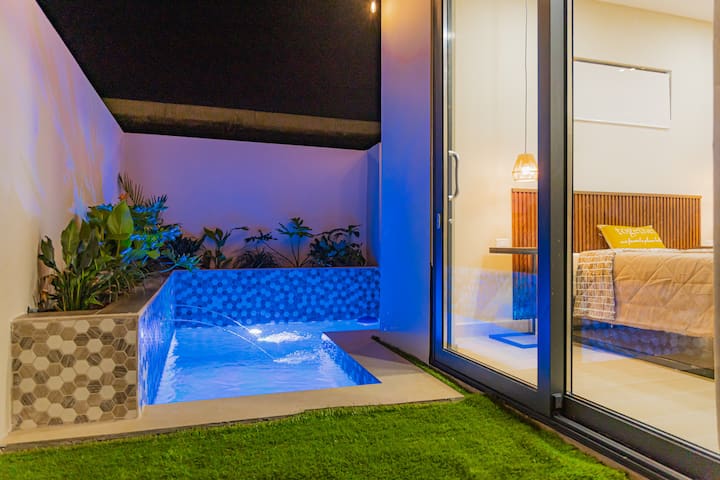 Vacation Vibes 2, 2-bedroom With Plunge Pool - Aruba