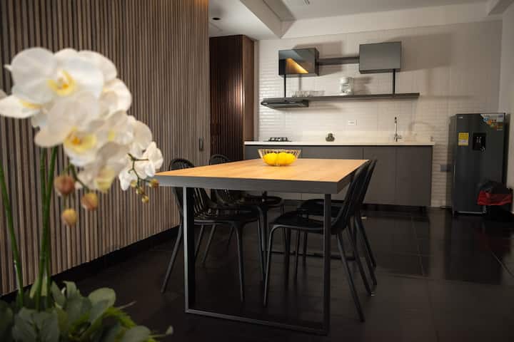 ¡Aparta Suite De Lujo! - Buga