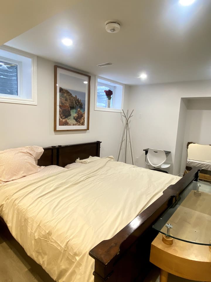 Basement Studio Apartment - Waterloo