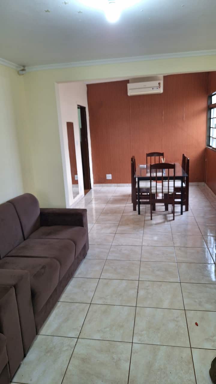 Casa Mobiliada Para 14 Pessoas - Ribeirao Preto