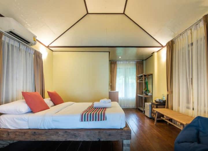 Beachfront/seaview Bungalow, 32sqm - Trang - Koh Lanta