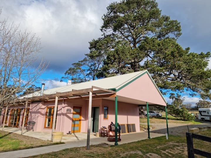 Hollyhall Farm - Burrawang