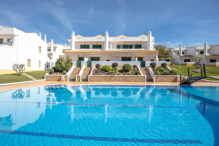 Sunny Garden Home - Albufeira