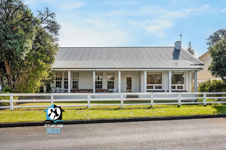 Summer Lodge-esplanade Frontage & Character Charm - Victor Harbor