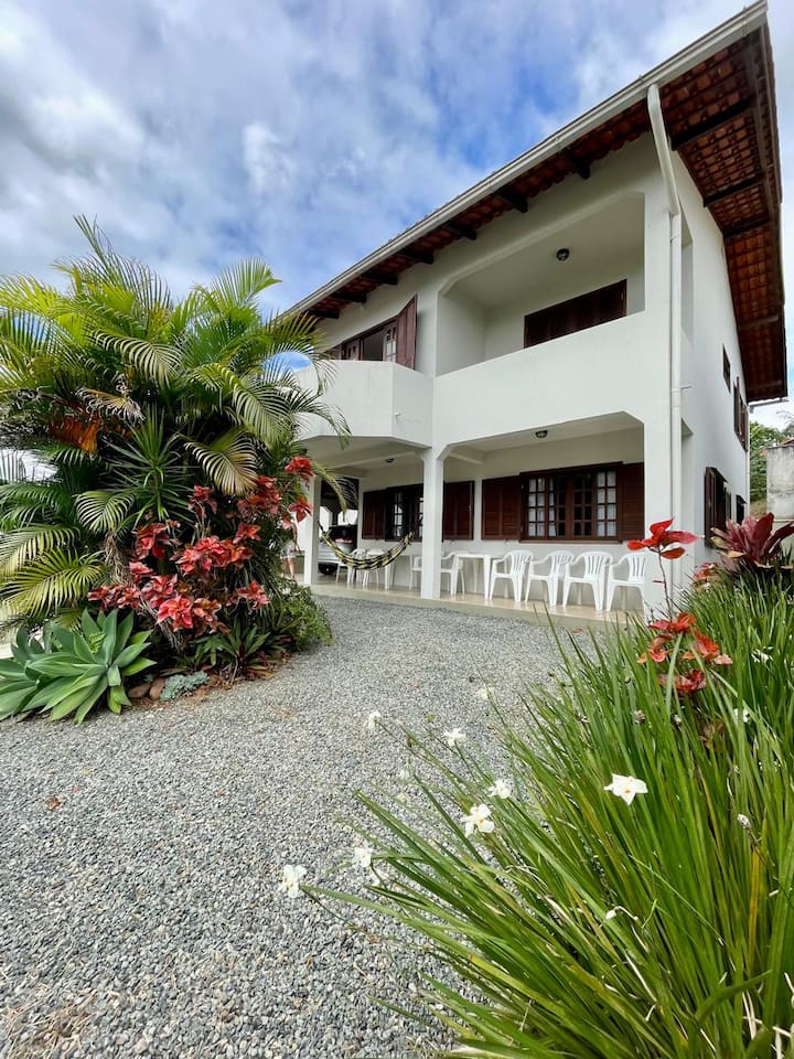 Casa Ampla No Centro, Próxima Da Praia E Comércios - Barra Velha