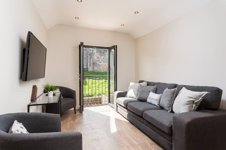 City Apartments - 1 Monkbar Mews - York