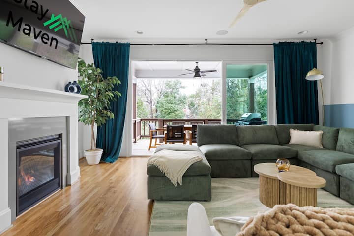 Boho Luxe Stay Game Room, Fire Pit & Playground - Raleigh, NC