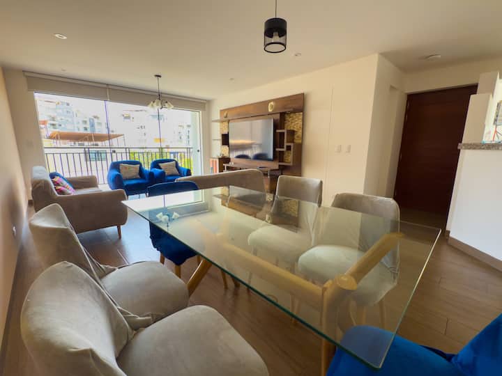 Hermoso Y Familiar 3br En Surquillo De Estreno - Lima