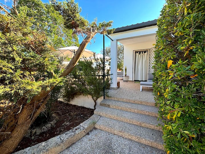 Casa Vacanze Indipendente In Natura A 5 Km Da Mare - Italien