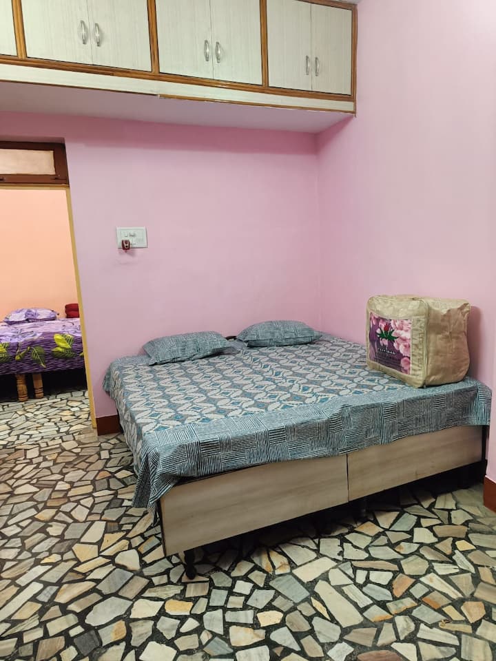 Rathore's Stay - Prayagraj