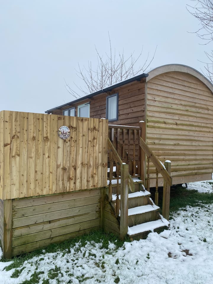 Crabmill’s Luxury Shepherd Huts - Bewdley