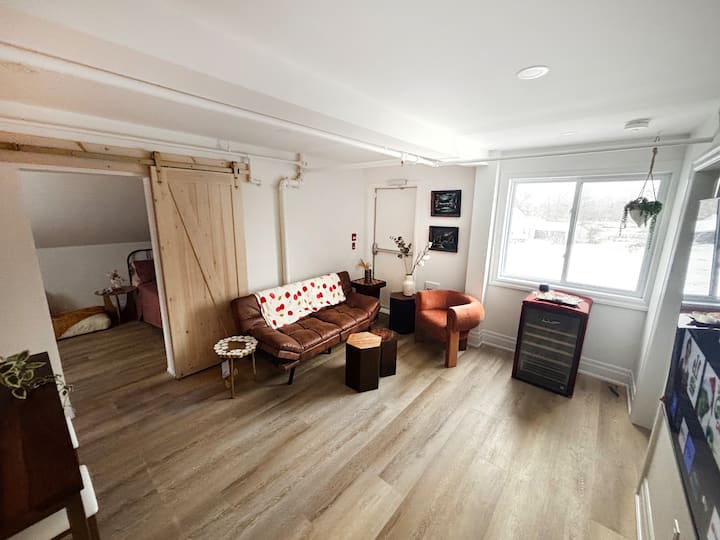 Crane Suite - Prince Edward