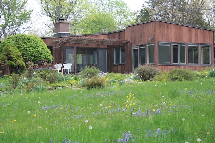 Unique Home Close To Cornell, Ic - Lansing, NY