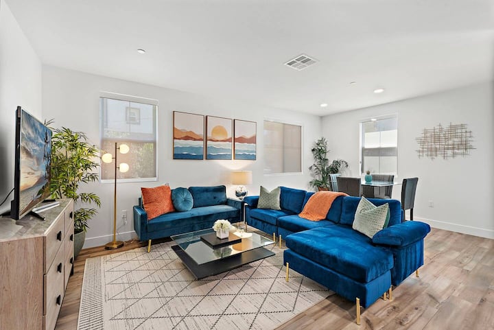 Gem Of Laguna: Luxury 1 Bd Condo - Aliso Viejo, CA