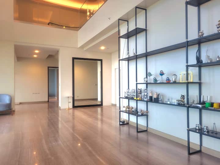 Luxurious Penthouse In Gh - Makati