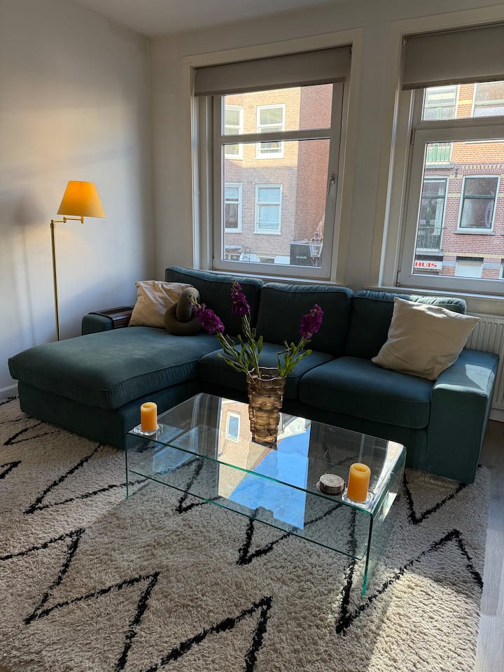 A Bright & Spacious Apartment, Centrally Located - Amsterdam