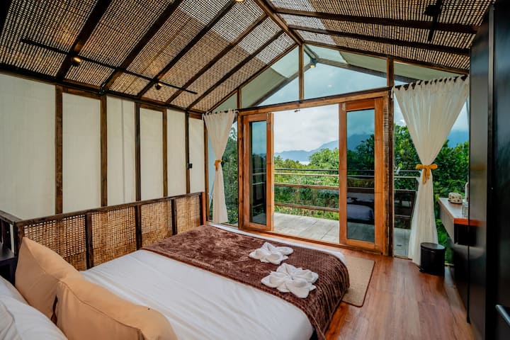 Sustainable Treehouse Cabin #1 - Kintamani