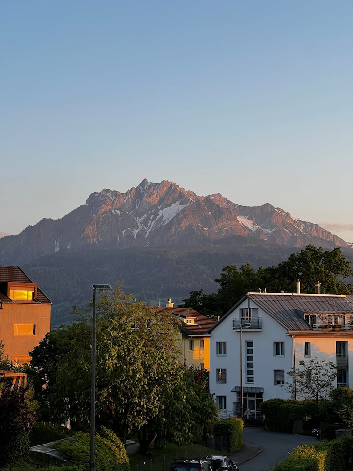 Serene Stay With Pilatus View - 陸森市