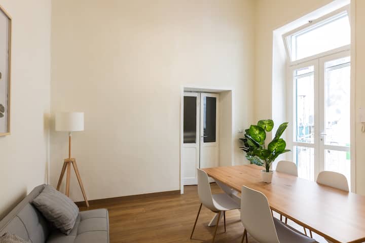 Cozy Historical Flat - Nápoles