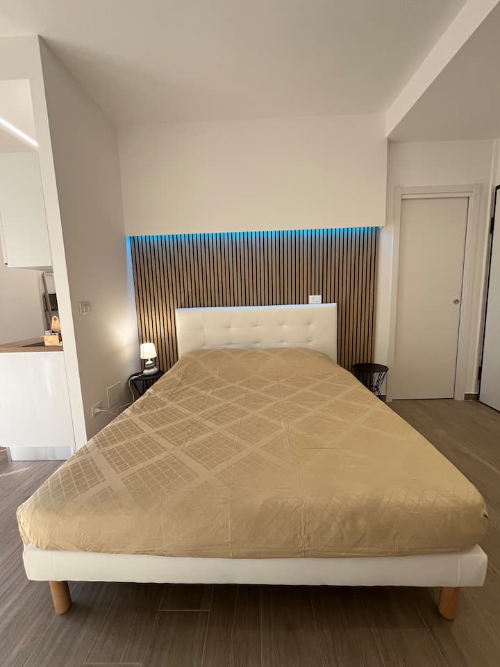 Urban Stay Apartment - Bari