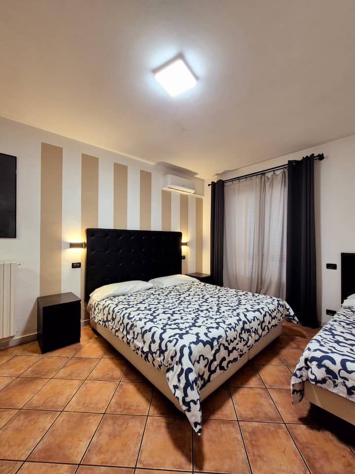 Camera Tripla B&b Il Viaggiatore Marina Di Massa - Massa