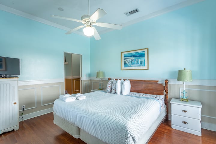 Saint George Inn - Bayside - St. George Island, FL