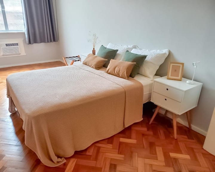 Loft Lindo Reformado Em Copa! - Copacabana