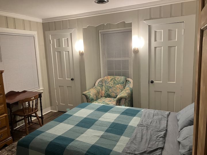 Restful Refuge - Smithfield, VA
