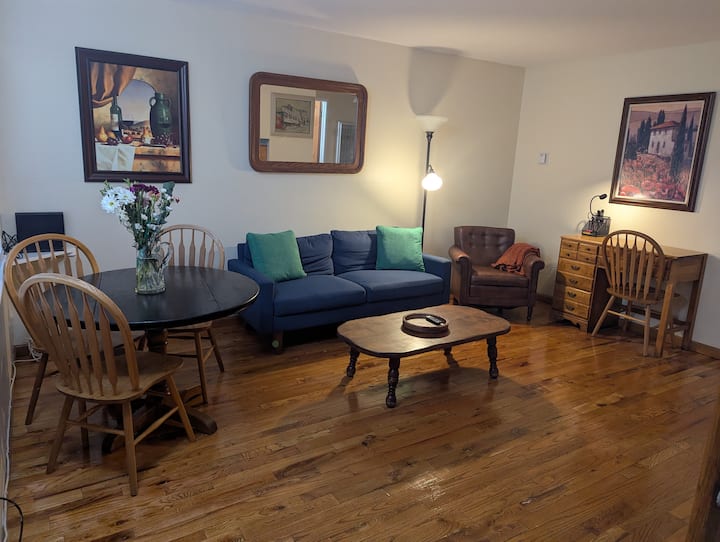 Relaxing Apartment Near Campus - Berkeley, CA