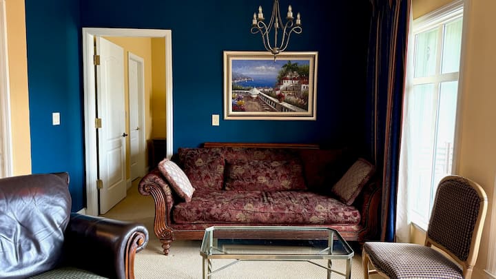 Lake Las Vegas Luxe Retreat - Henderson, NV