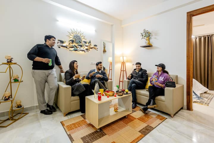 Comfy Luxury 2bhk Service Apartment Artemis Sec-52 - Gurgaon