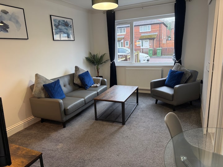 Cromwell-great For Contractors With A Drive+wifi - Newcastle upon Tyne